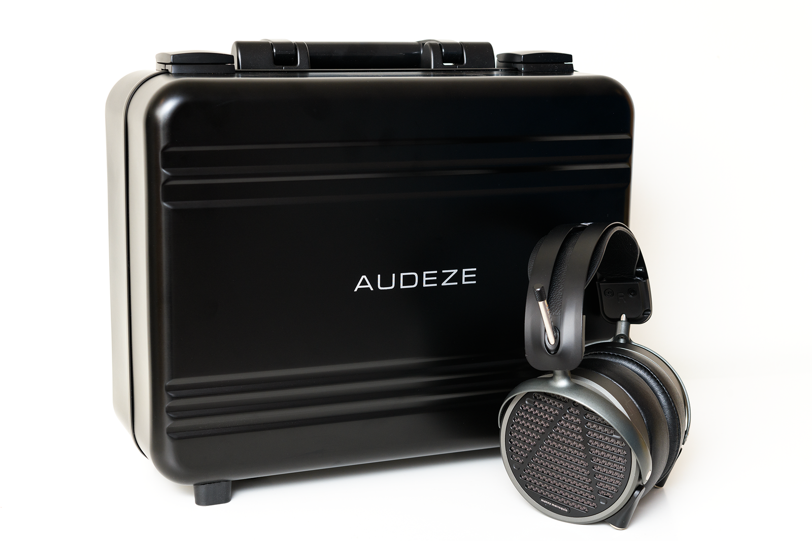 Aluminum Travel Case for LCD-5, MM Series, LCD Series Aluminum Travel Case for LCD-5, MM Series, LCD Series